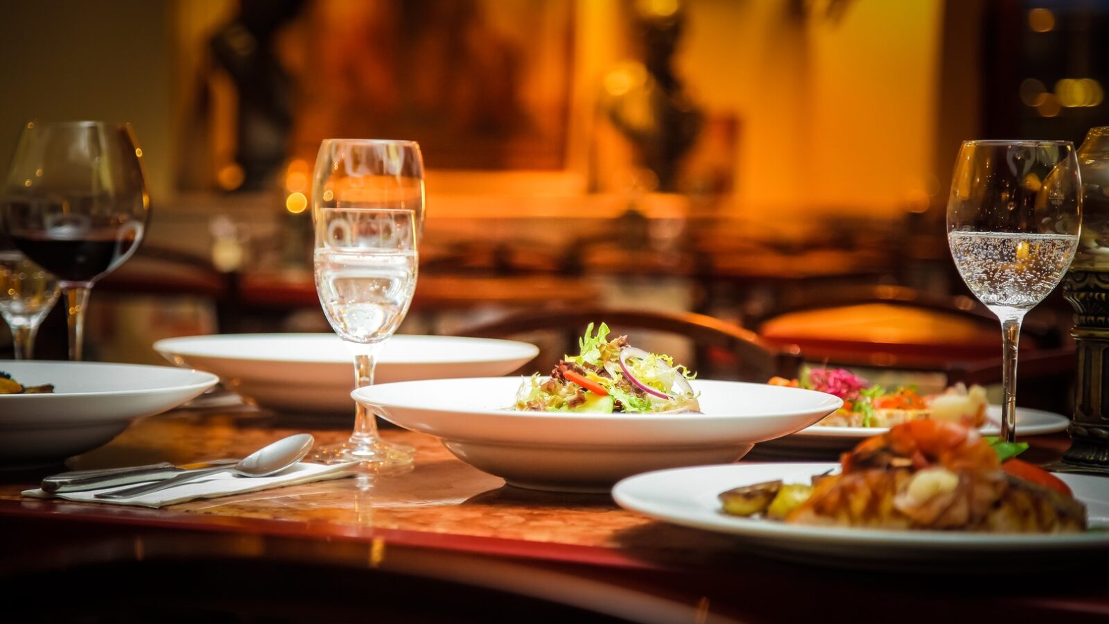 The Art of Appetite: Mastering Color Psychology in Restaurant Design ...